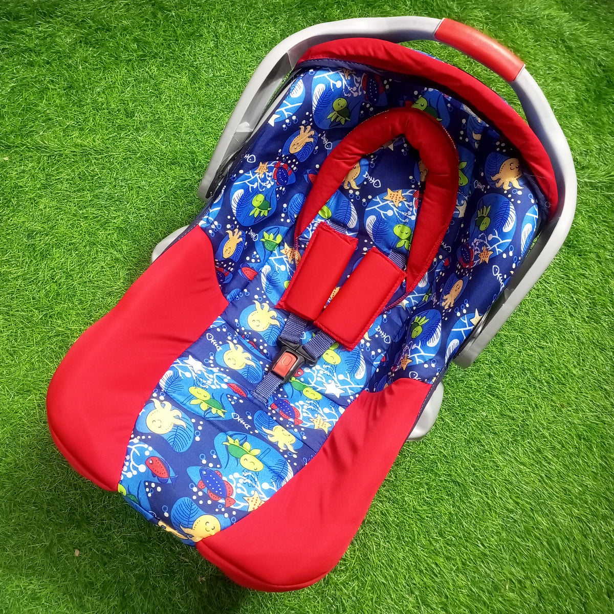 Jumbo Carry Cot - Gray & Red Fish - Design 15– Superior Babies